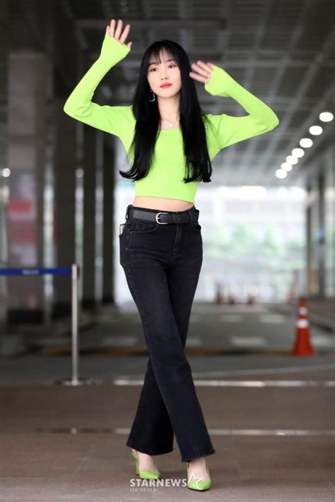 Yuna And Long Legs Chicas Kpop