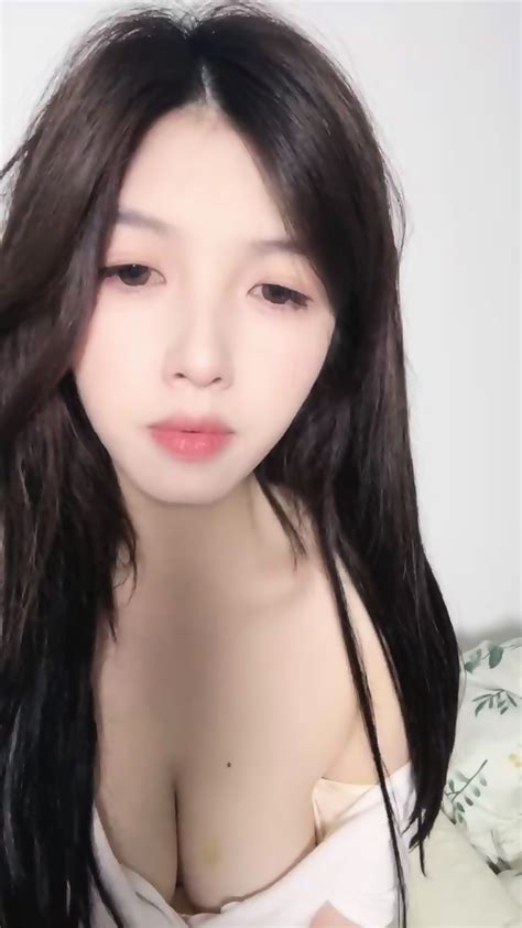 【兜兜】白月光女神跳蛋狂震掰穴特写淫水直流爽！2 Eporner