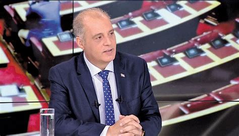 Μοιράζει λεφτά ο Βελόπουλος Patris Gr
