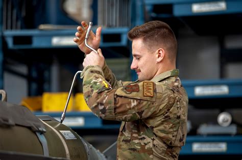 Dvids Images 180fw Munitions Specialists Ensure Combat Capabilities