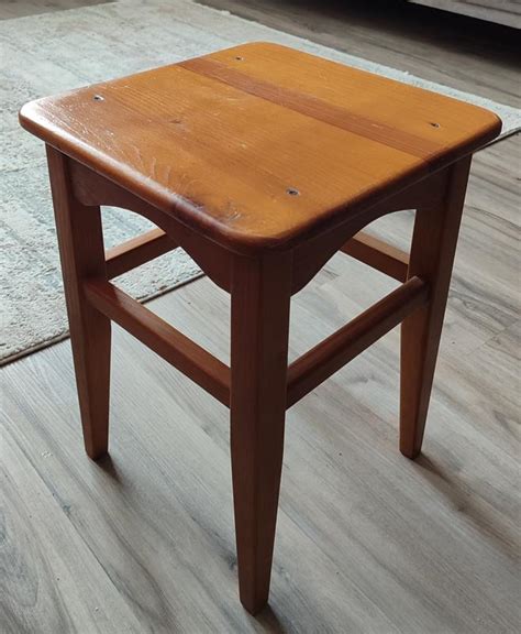 Табуретка деревяна — ціна 450 грн у каталозі Меблі для кухні Купити товари для дому та побуту