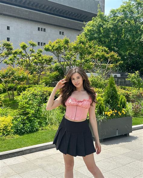 Pokimane Irtr Rbeautifulfemales