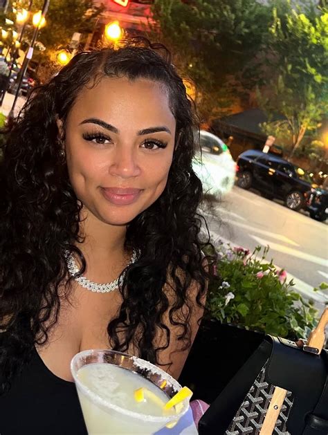 Malinda Weekly Beautynewnew • Instagram Photos And Videos