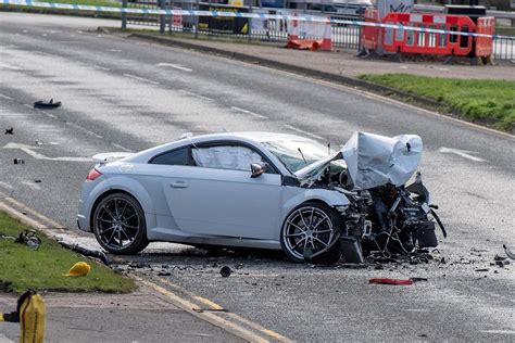 Scott Hall Road Crash Multiple People Taken To Hospital After Car