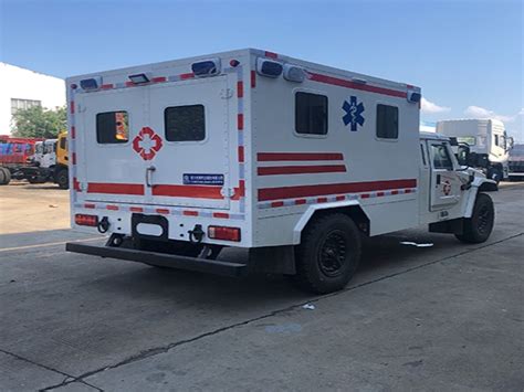 东风猛士四驱救护车 救护车 程力专用汽车股份有限公司销售二十分公司