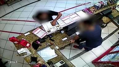 Boa Noite Paraná Polícia prende suspeito de assaltar lan house várias