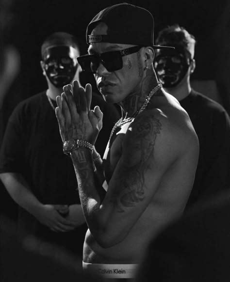 Lefty Sm Oficial Lefty Singer Square Sunglasses Women