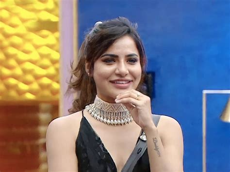 Bigg Boss Nonstop Ashu Reddy Gets Evicted Telugu Cinema