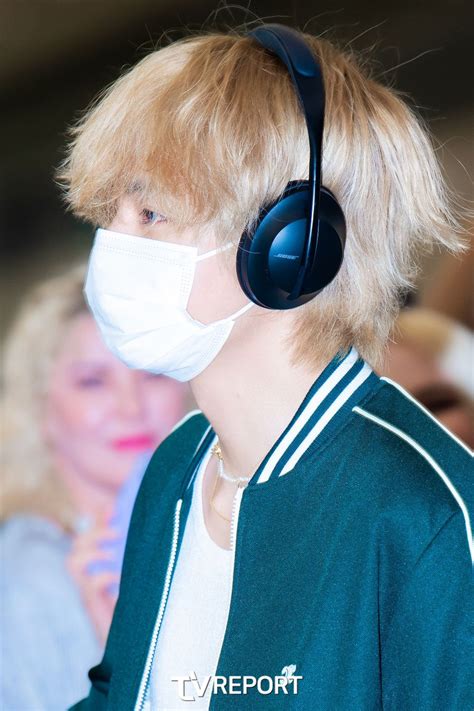 [t포토] 뷔 가려도 잘생김