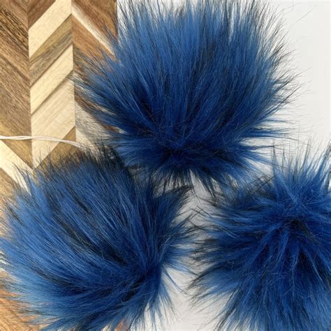 Ssyc Pom Pom Blue Husky M Simply Socks Yarn Company