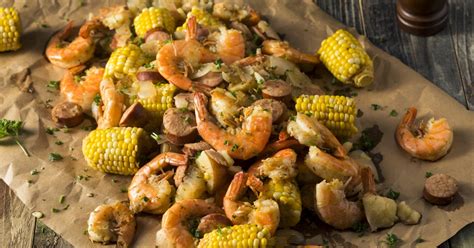 What To Serve With Shrimp Boil 23 Best Sides Insanely Good