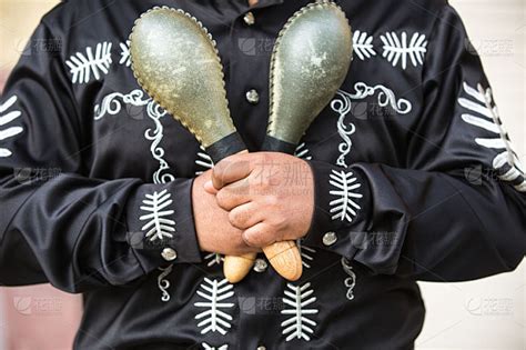 街头的墨西哥音乐家。