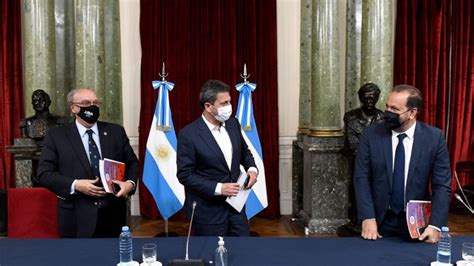 Acercarce Al Campo Más Campo Periodismo De Campo