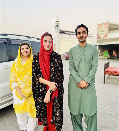 Pti Dg Khan On Twitter سابق وزیر مملکت محترمہ زرتاج گل وزیر حقیقی
