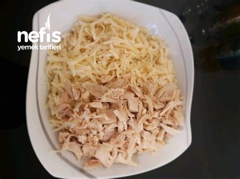 Nefis Lezzetiyle Tavuklu Erişteli Salata Nefis Yemek Tarifleri