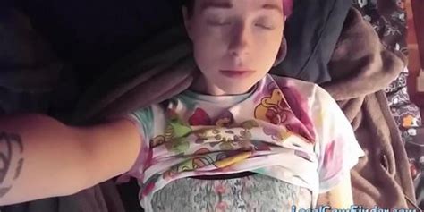 Edging Myself Solo Teen Babe Fingering Webcam Show