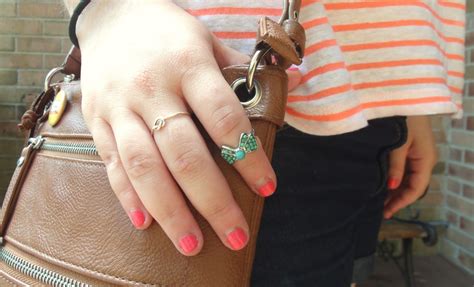 Sincerely Sara Style And Books Outfit Lazy Summer