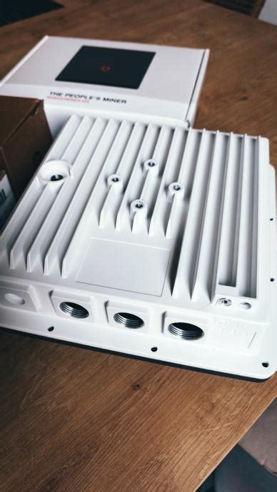 Novi Bobcat 300 Rakwireless Outdoor Enclosure Kit