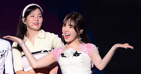 레드벨벳 웬디 활기 넘치는 인사[엑s Hd포토]