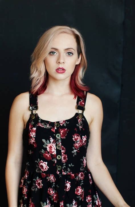 Digital Age Madilyn Bailey At Williams Abney Blog
