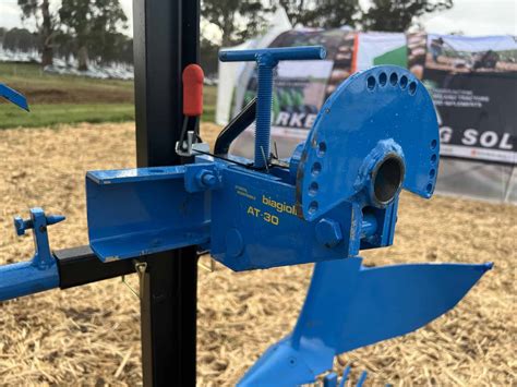 At 30 Tool Carrier Activevista For Market Farm And Garden