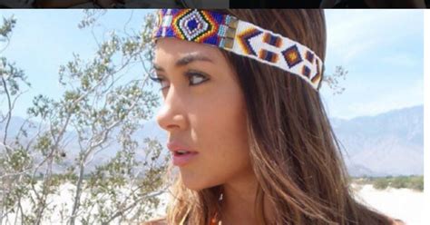 포토 아리아니 셀레스티 인디언 변신