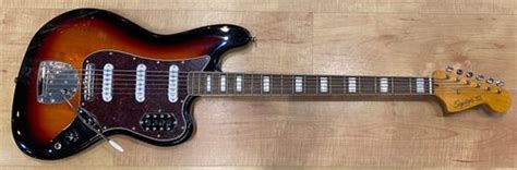 Squier Classic Vibe Bass Vi 6 String 3 Color Sunburst Guitars Bass