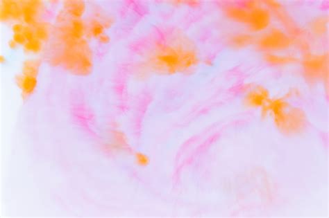 액체 오렌지 최소한의 배경 팝 아트 패턴 오렌지 핑크 배경 디자이너 배경 준비 다채로운 파스텔 질감 우유에 얼룩 개념에 대한 스톡 사진 및 기타 이미지 Istock