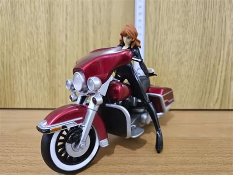 Lupin Iii Lupin The Third Fujiko Mine Figure Con Moto Banpresto Sciolto