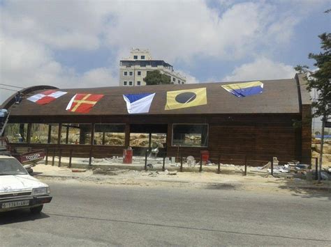 Real Life Krusty Krab Being Built In The Middle East Bringing
