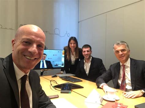 Shareubs Ubsaccessbranch Luca Pedrotti