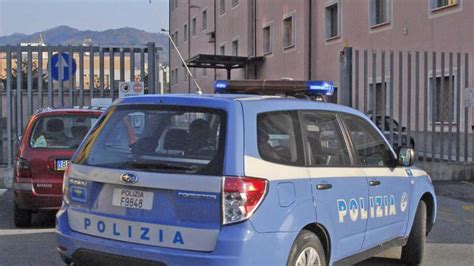 Stalking Alla Compagna E Diffusione Di Immagini Porno Arrestato Un