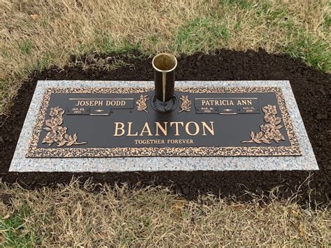 Flat Bronze Memorials Flat Bronze Headstones Pender County Seaside