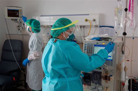 El 84 De Los Pacientes Ingresados En La UCI Por Covid Tienen Secuelas