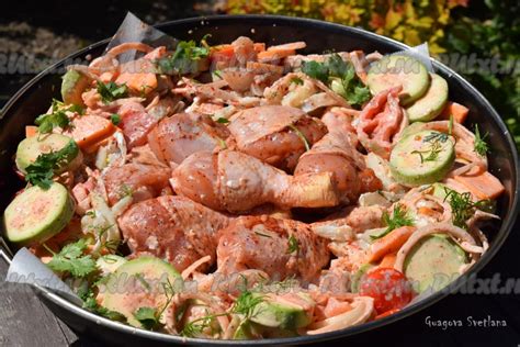 Куриные голени с овощами в духовке 15 фото в рецепте