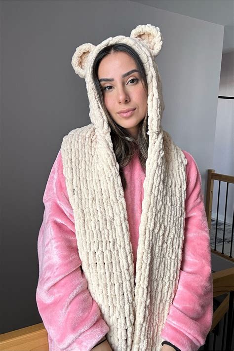 Buboi Knit Ayıcık Kulaklı Birleşik Atkı Şapka Takımı El Örgüsü Krem