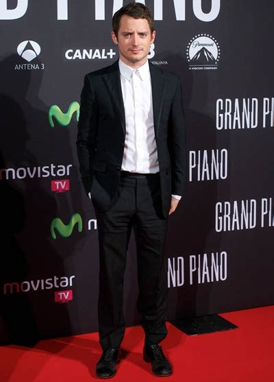 Elijah Wood Height Weight Body Measurements Shoe Size Age Ethnicity