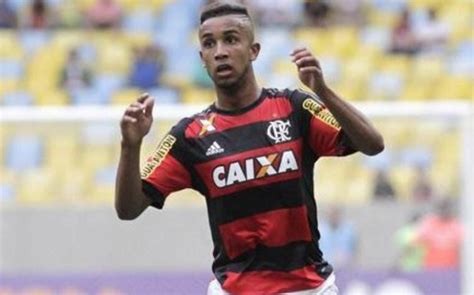 João Gomes vira 5ª maior venda da história do Flamengo confira top 10 LANCE