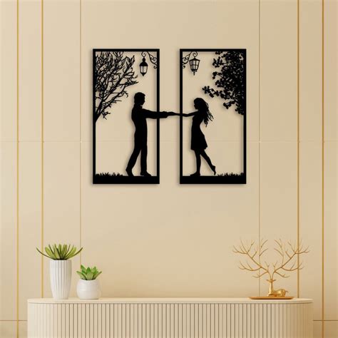 Loving Couple Metal Wall Art Is Designed From High Quality