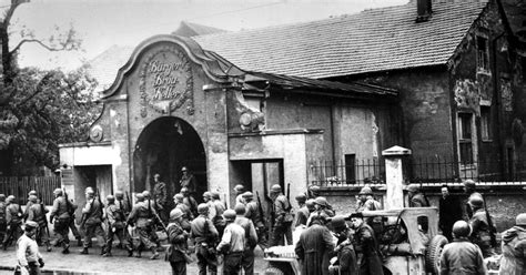 ‘greatest Generation Survey On Race Sex And Combat During World War