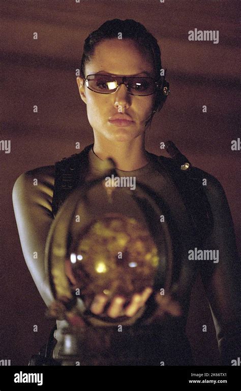 Angelina Jolie Lara Croft Tomb Banque De Photographies Et Dimages à