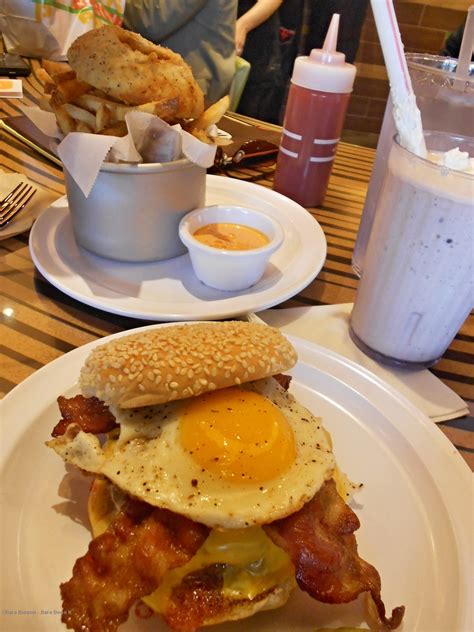 Dining Dish Bobby Flay Opens His Bobbys Burger Palace In Baltimore