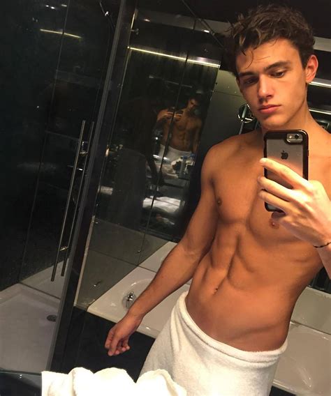 Hornyforshawn Tumblr Tumbex