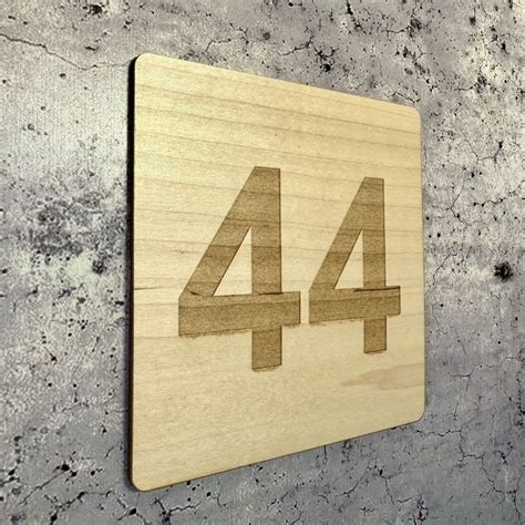 Plaque En Bois Gravure Numérotation