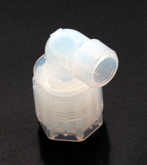 Pfa 남성 90도 팔꿈치 슬리브 삽입 유형 공장 및 제조업체 중국 가격표 Huasheng 플라스틱