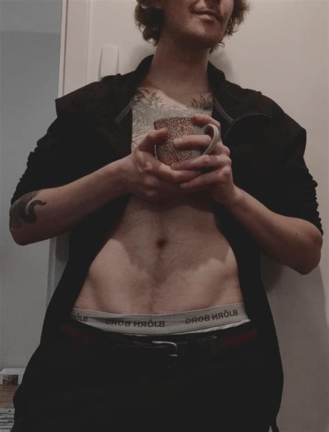 One More Because I Feel Nice Today 🖤 R Manhands