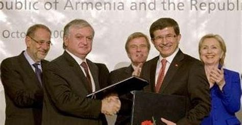 Türkiye Ve Ermenistan Protokolleri Zor Da Olsa İmzaladı