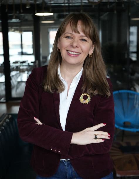Lucie Navaro Na Linkedin Happinessmanager Homoludens Unretouched