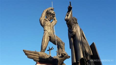 Juárez Y El Encuerado