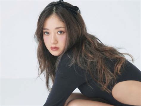 「誰かと思った」みちょぱ、美尻から太もものラインがあらわなモデルショットに反響！ 「セクシーかわいい」22 All About ニュース